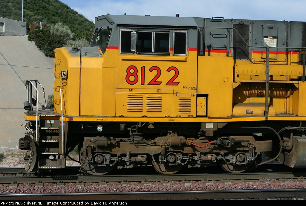 UP 8122